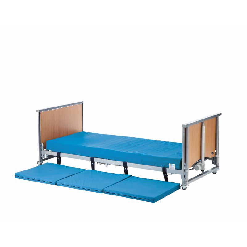 Invacare Medley Ergo Low Crash Mattress | Hospital Beds